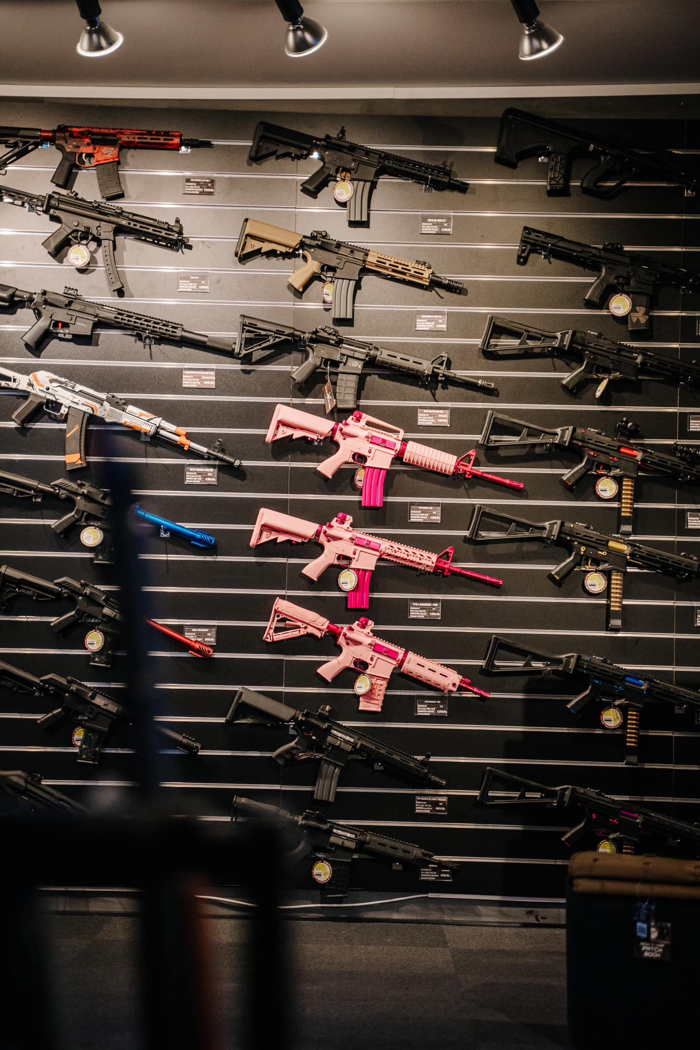 Bedste priser på Airsoft/Hardball og softgun rifler og udstyr – Airsoftgeek